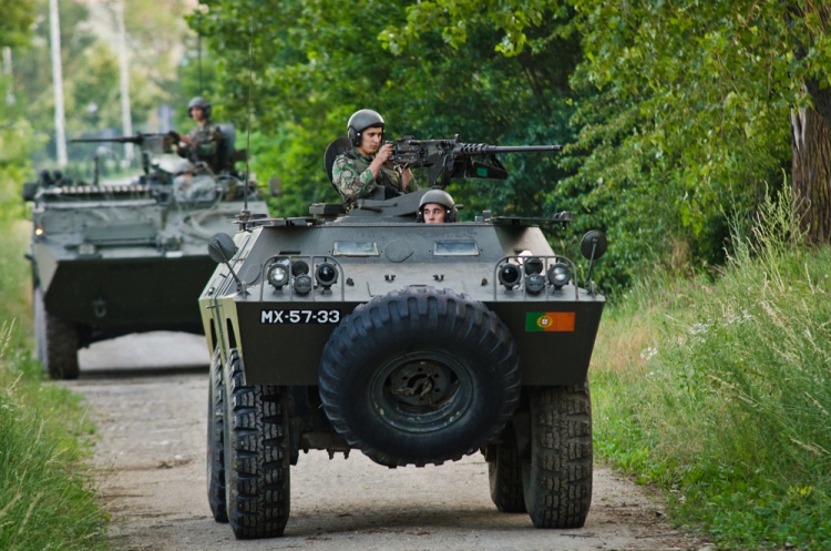 Livro "Berliet, Chaimite e UMM - Os Grandes Veículos Militares ...