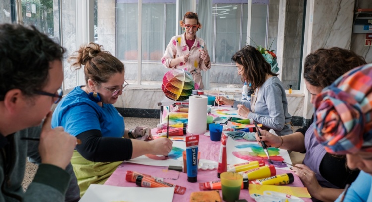 Cor para transformar vidas. Apoia a Escola da Cor! | PPL